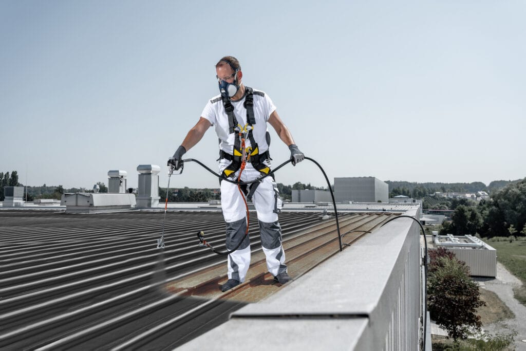 Titan Hydra X 4540 - Murphys Spray & Blast Equipment